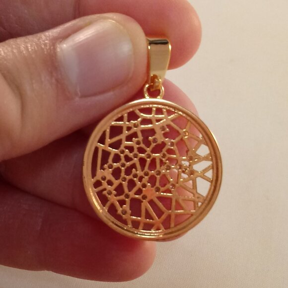 Jewelry | 18k Yellow Gold Filled Carved Web Diamond Zircon Necklace ...